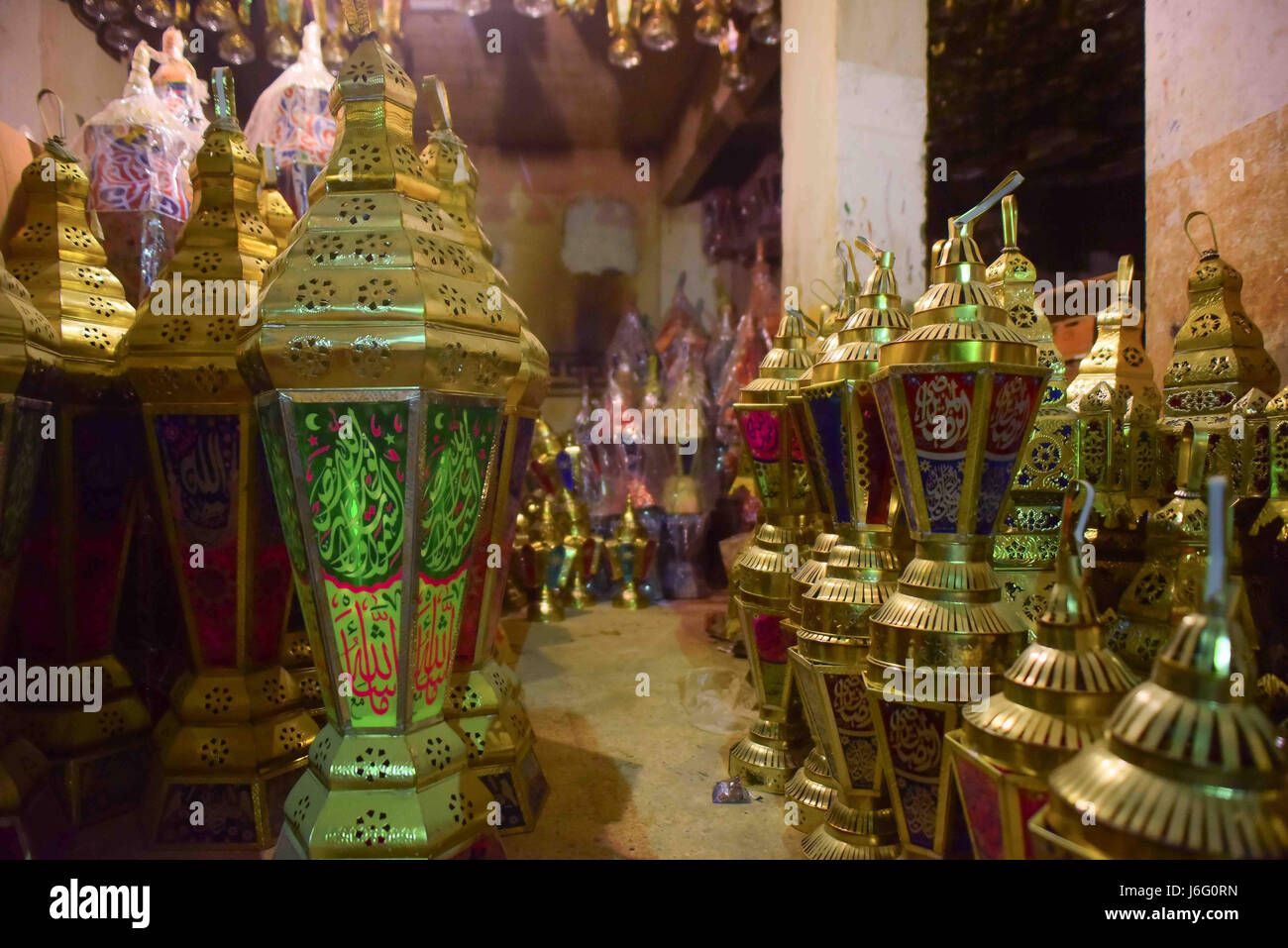 Cairo, Egypt. 21st May, 2017. Lanterns known as ''Fanous'' in Arabic ...