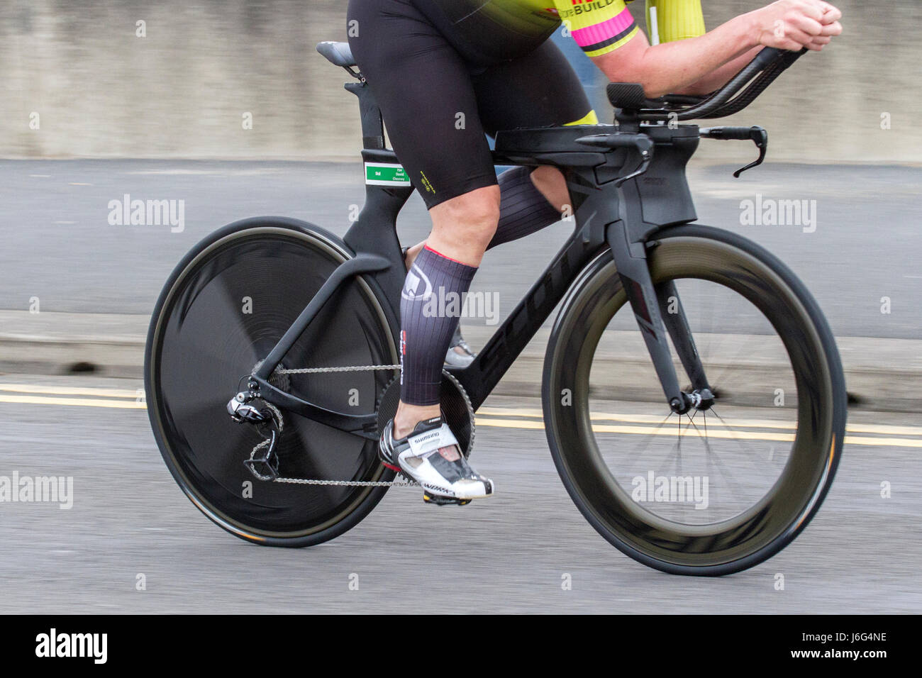 a carbon fibre lightweight bike bicycle cycling cyclist race racing ...