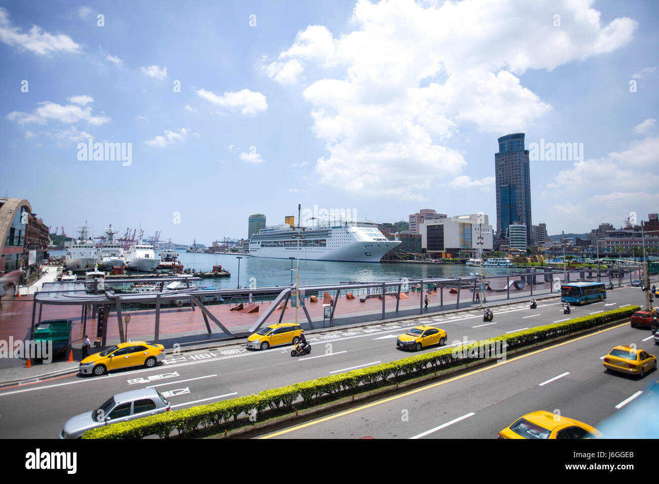 Keelung port city building in Taiwan Stock Photo - Alamy