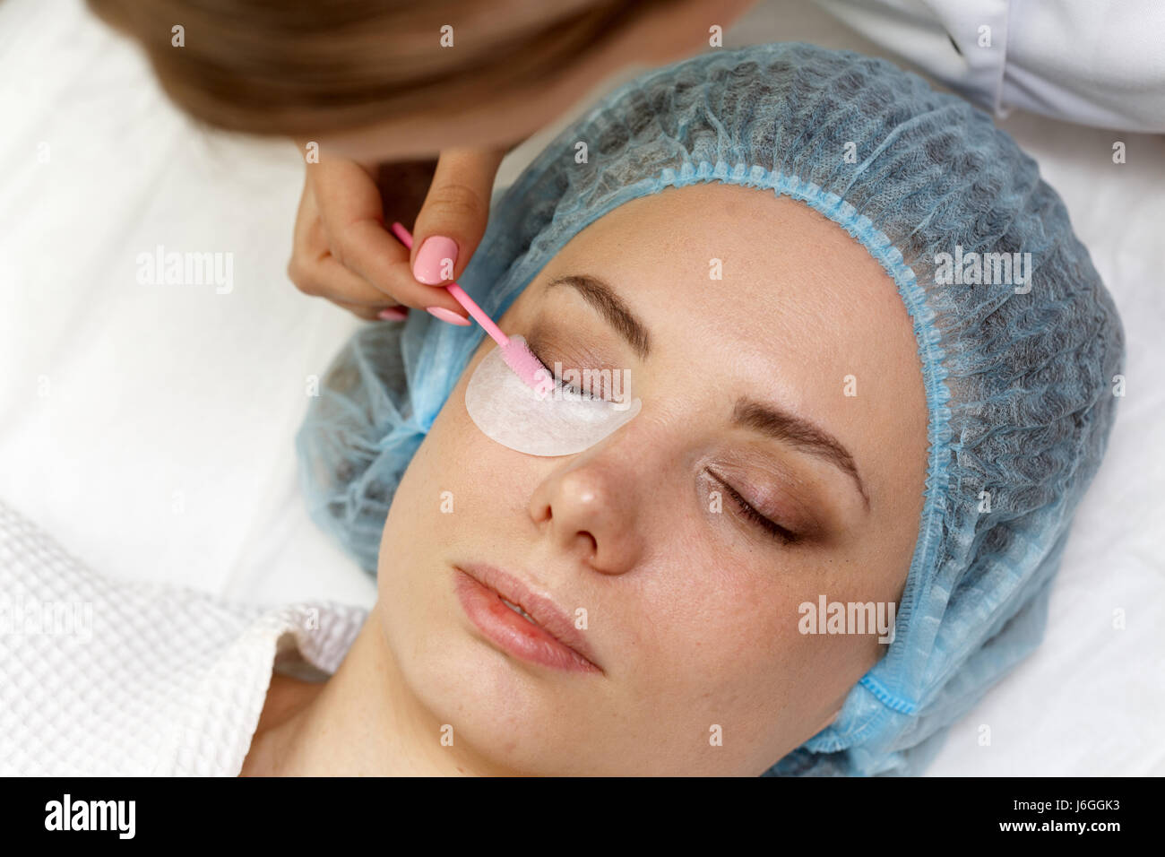 Lower eyelid hi-res stock photography and images - Alamy
