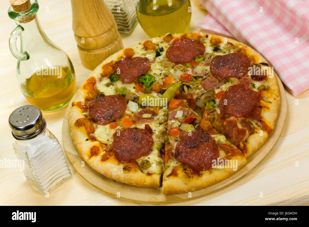 Kapricciosa hi-res stock photography and images - Alamy