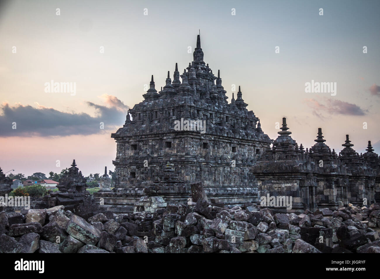 Lor temple hi-res stock photography and images - Alamy