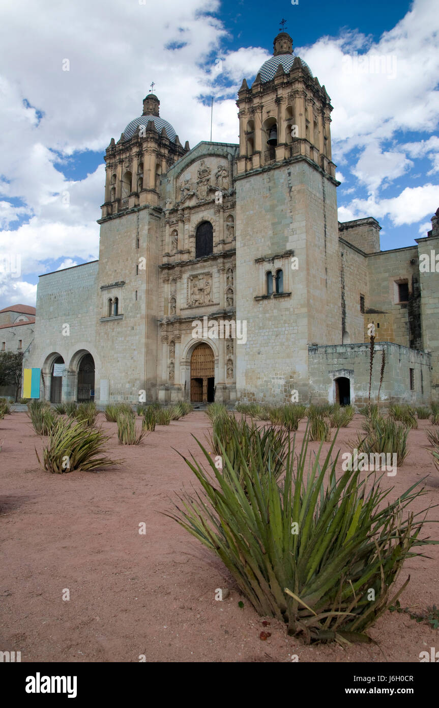historical church cathedral style of construction architecture ...