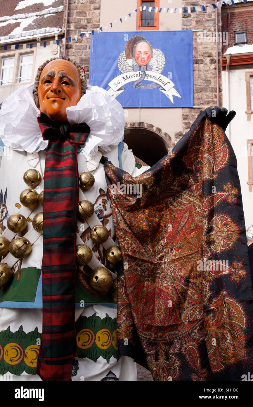 carnival revetment fool mask carnival revetment fool removal remove ...