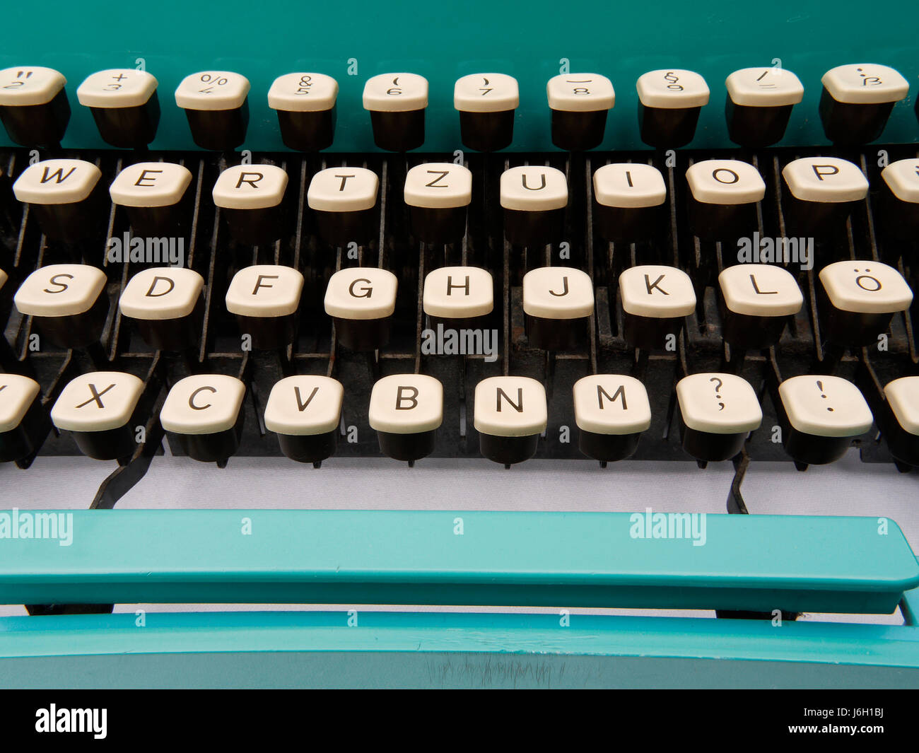 keyboard object letter typewriter mechanical correspondence typewrite ...