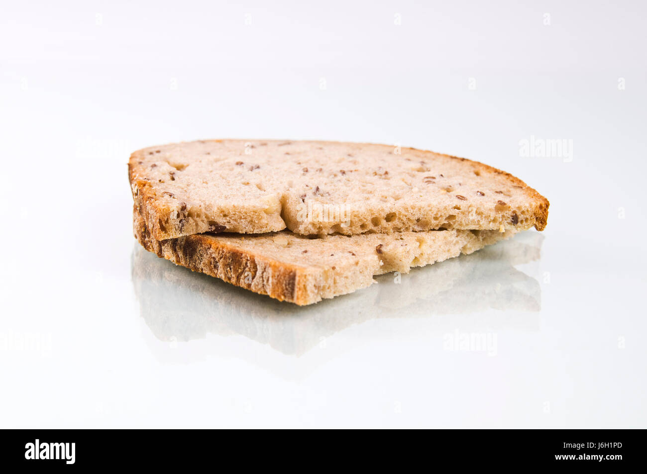 bread centre punch pastries discs cut nutrition food aliment bread ...