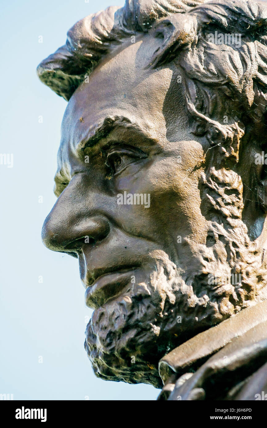 Kenosha Wisconsin,Library Park,President Abraham Lincoln,bronze statue ...