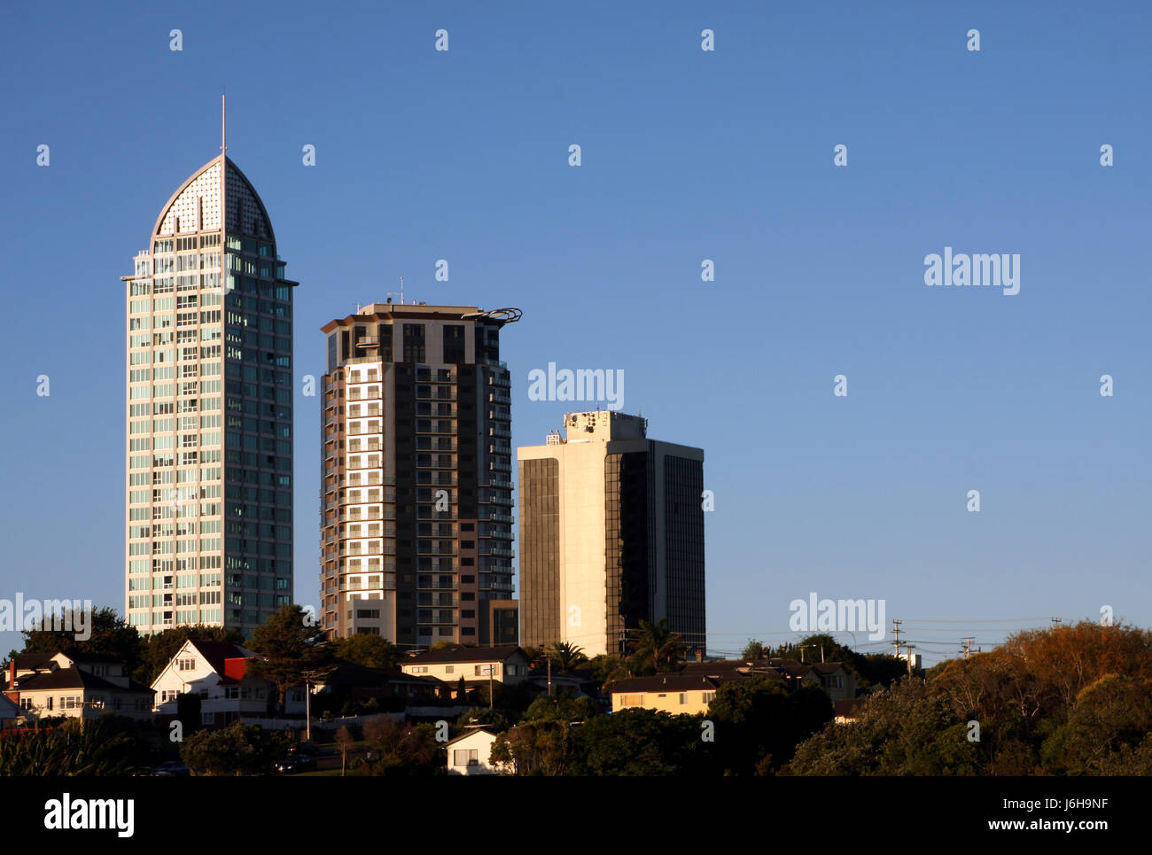 house building houses office building office block block of offices ...