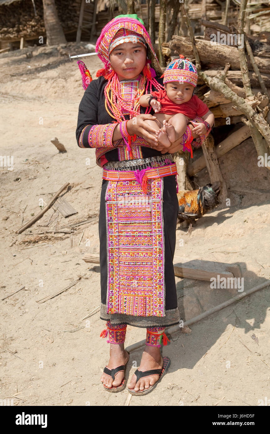 akha woman with baby Stock Photo - Alamy