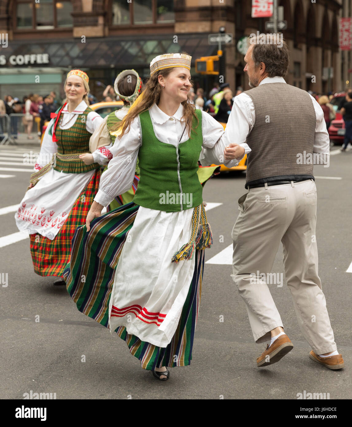 Lithuanian dancer hi-res stock photography and images - Alamy