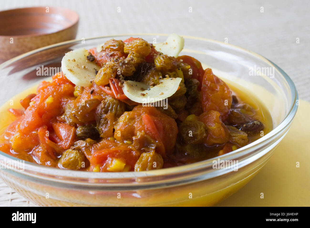 tomatoes tomatos indian raisins vegetarian healthy india boil cooks ...