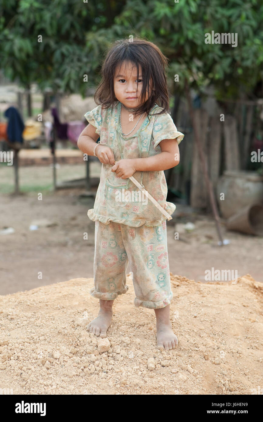 Laos girl poor hi-res stock photography and images - Alamy