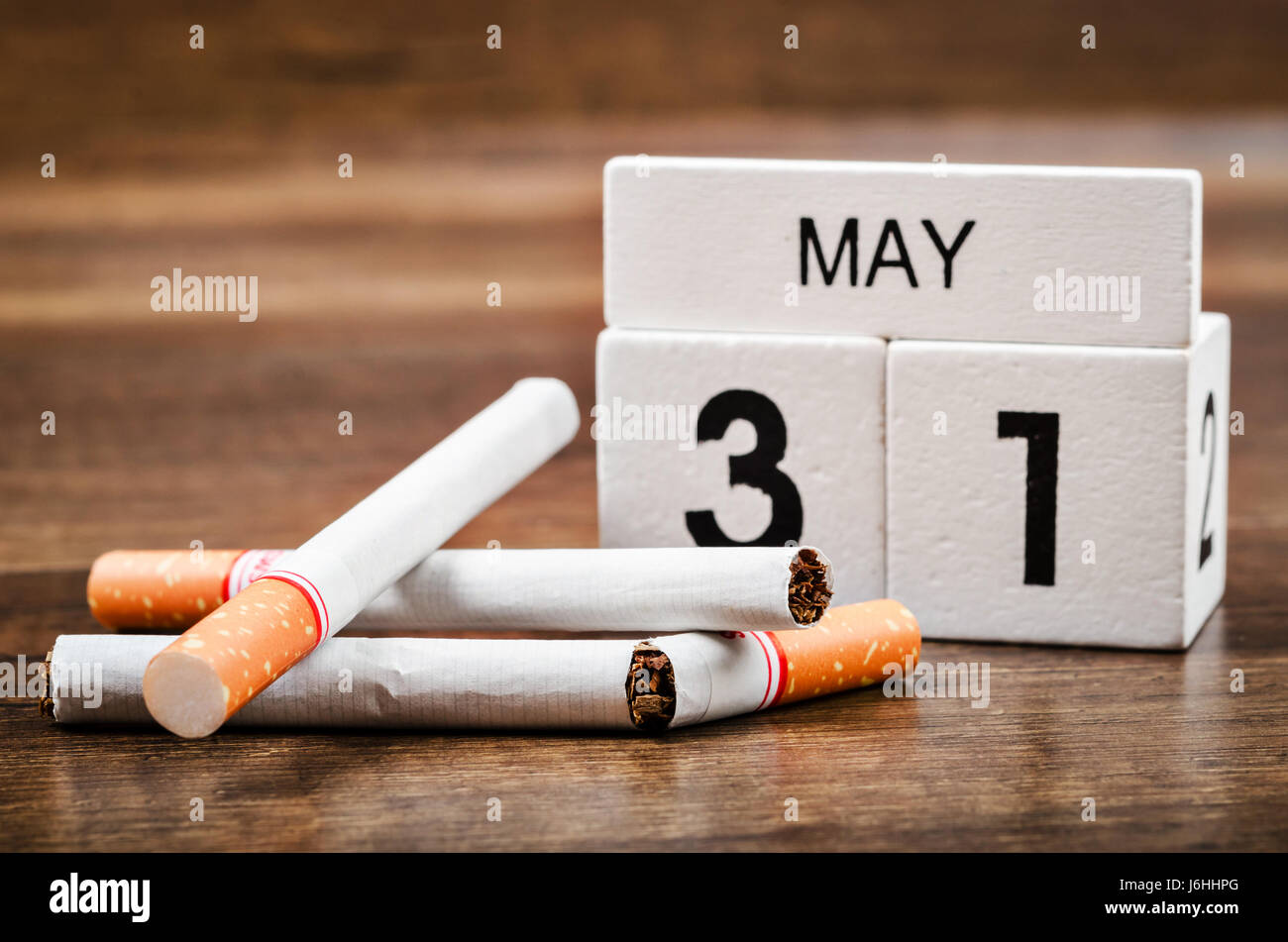 31th MAY and tobacco on wooden background. World No Tobacco Day Stock ...