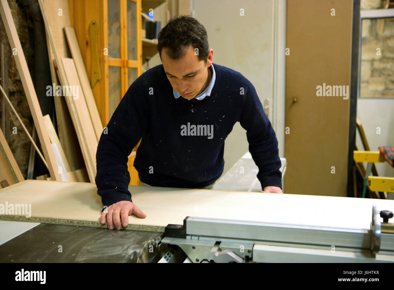 job character crafts professional craftsman tradesman handicraftsman ...