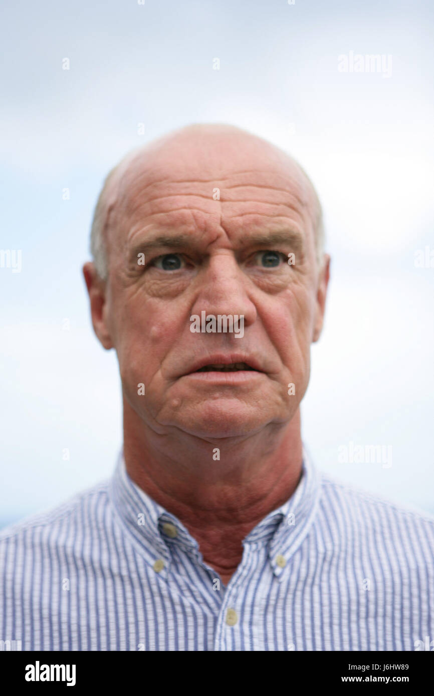 front view seniors senior citizens the elderly elderly people elderly ...