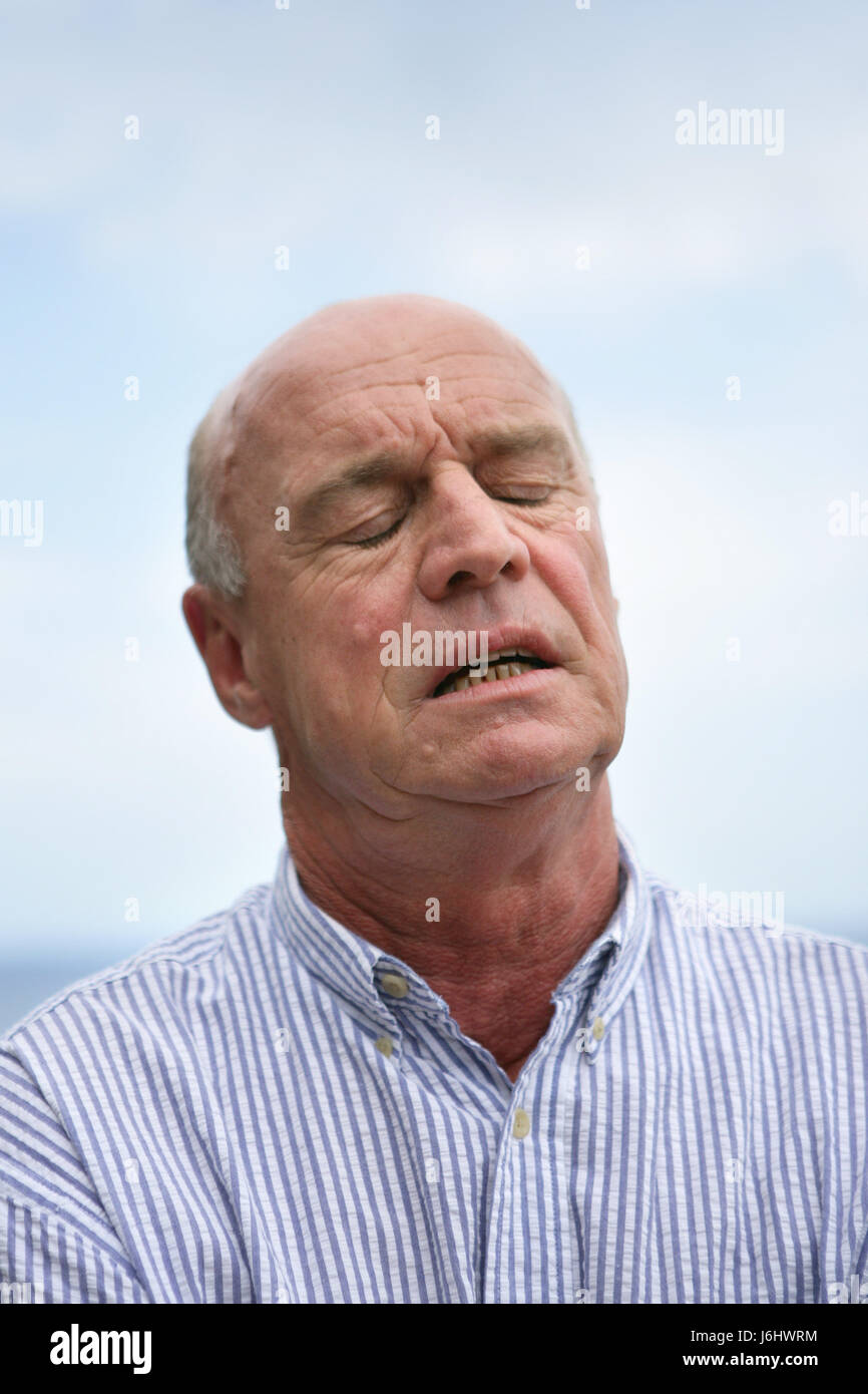 front view seniors senior citizens the elderly elderly people elderly ...