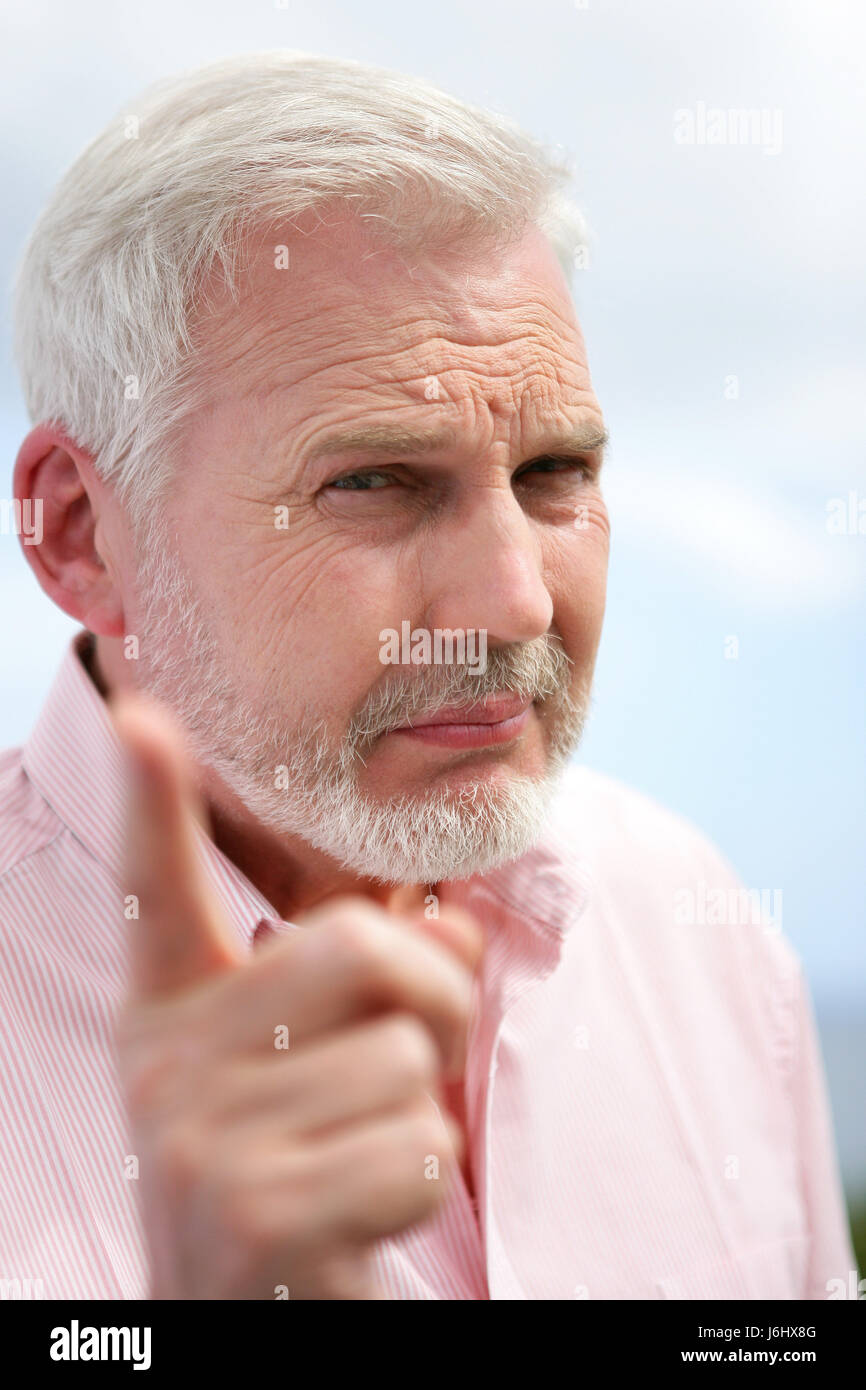 front view seniors senior citizens the elderly elderly people elderly ...