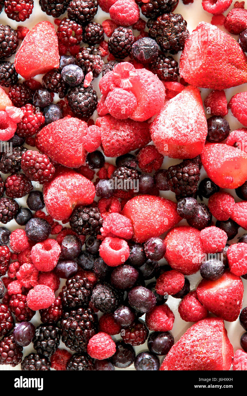 Group frozen berries raspberries hi-res stock photography and images ...