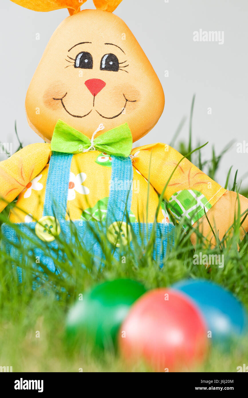 holiday garden easter party celebration nest hide hare easter-bunny ...