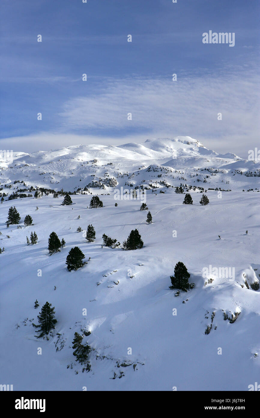 winter snow coke cocaine material drug anaesthetic addictive drug sight ...