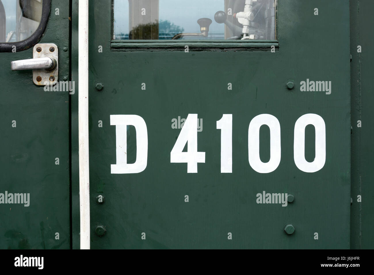 Class 09 diesel shunter No D4100 "Dick Hardy" at the Severn Valley ...