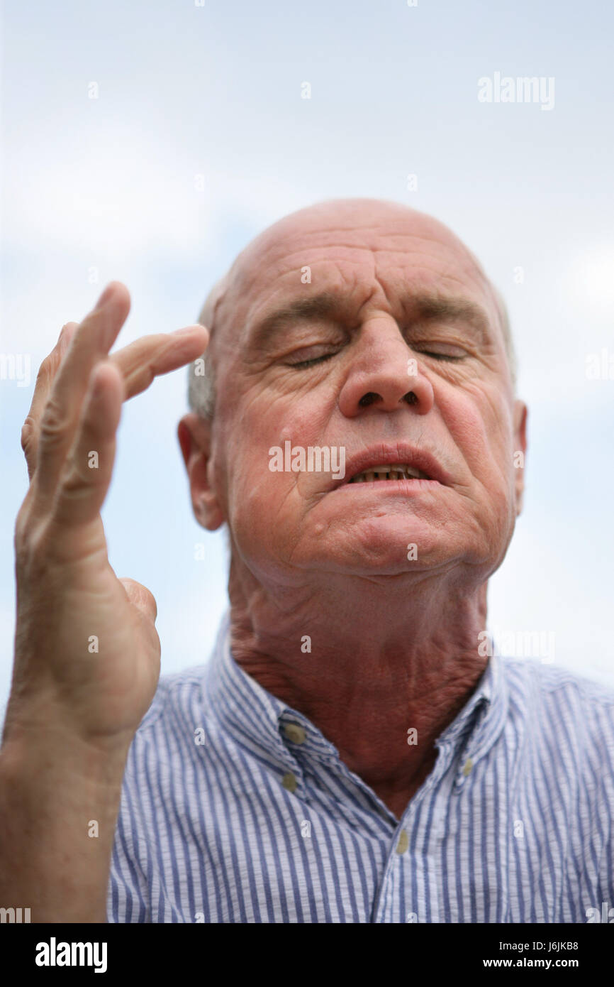 front view seniors senior citizens the elderly elderly people elderly ...