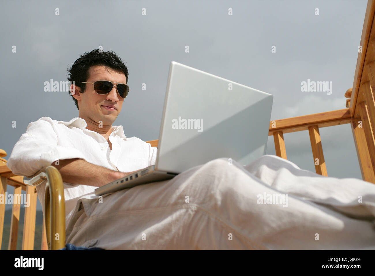 profile laptop notebook computers computer relaxation holiday vacation ...