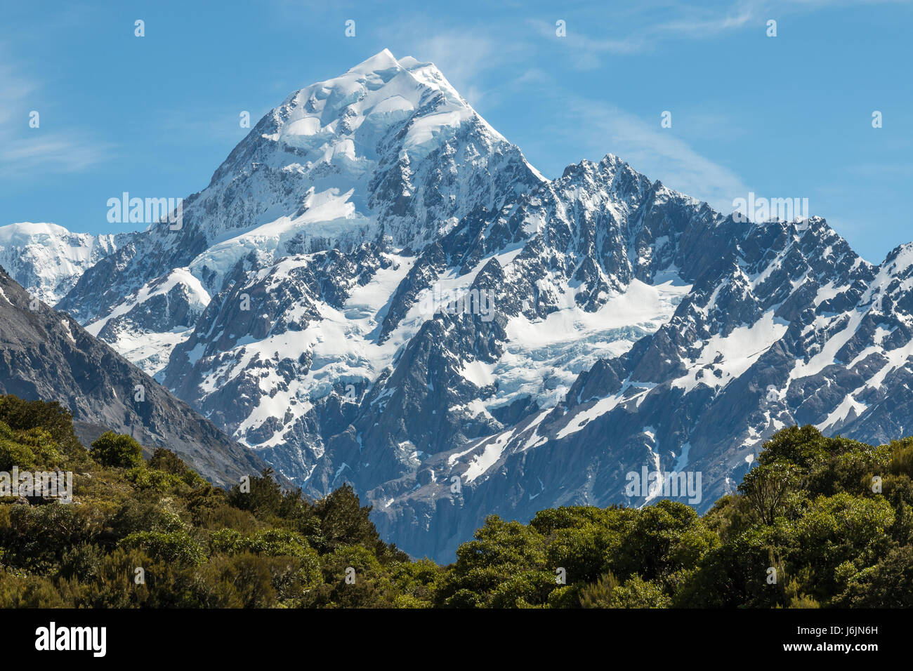 The snow capped peak of Mount Cook (Aoraki) viewed from hiking trails ...