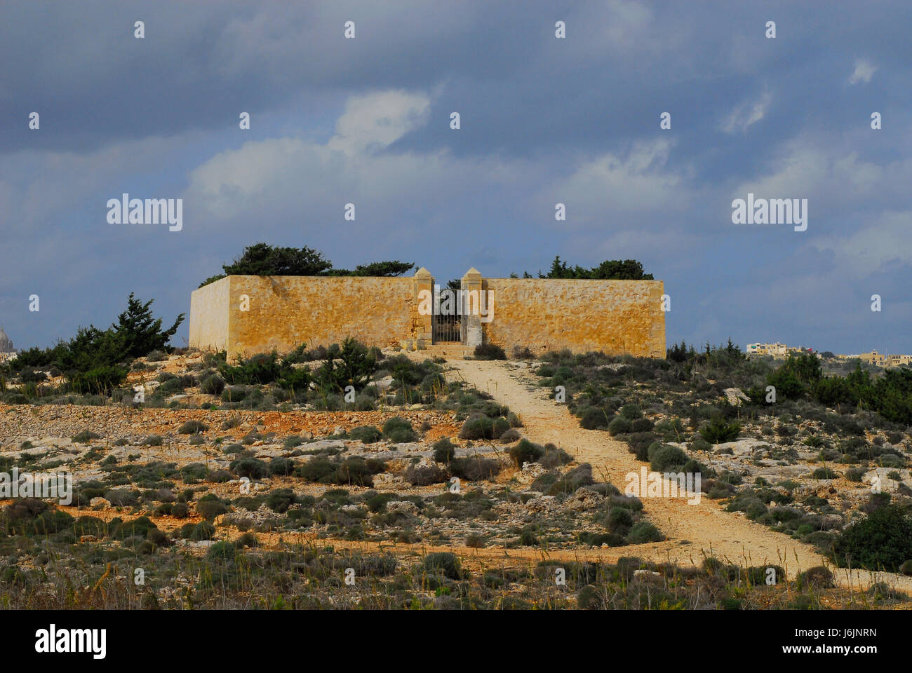 wall cemetery malta decedent nature isle island cross wall cemetery ...