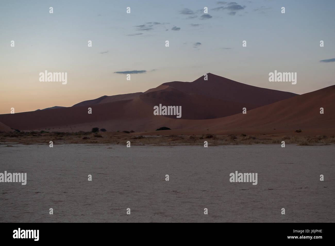 Big Daddy Dune at Dawn, Desert Landscape, Sossusvlei, Namibia Stock ...