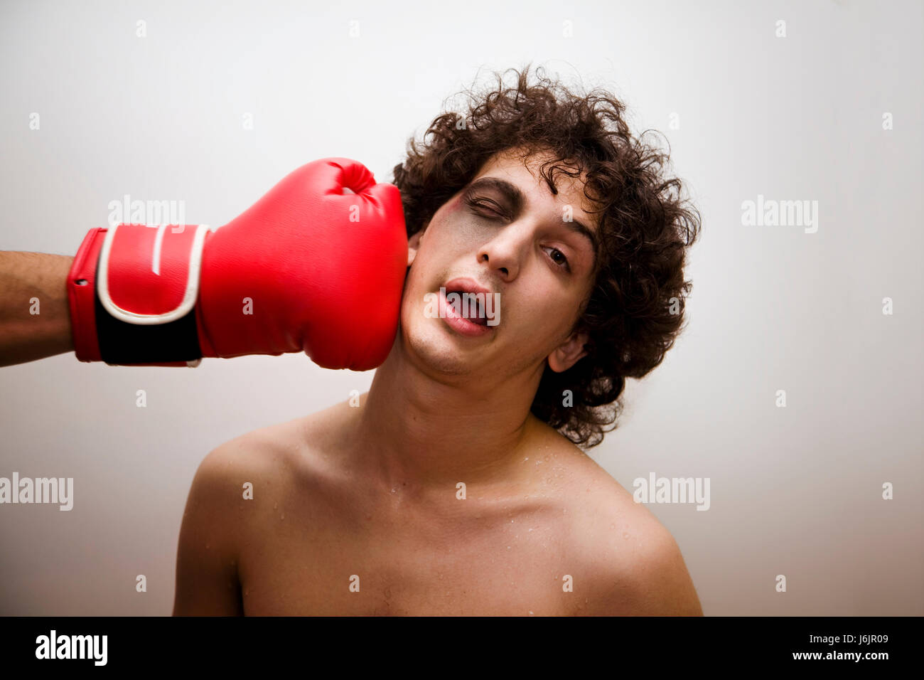 Dazed boxer hi-res stock photography and images - Alamy
