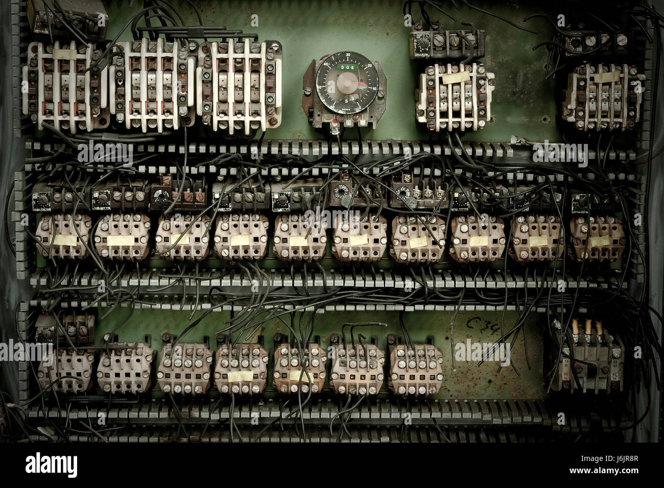 electronics switch electrical connection safeguard wrecks damaged ...