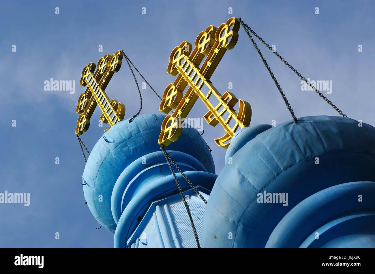 steeple in onion shape with cross Stock Photo - Alamy