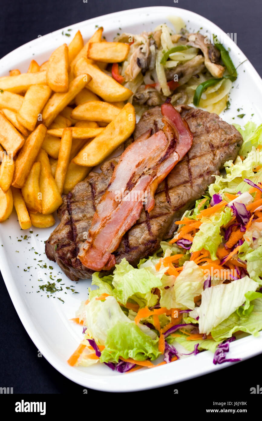 rump steak roast beef with green salad Stock Photo - Alamy