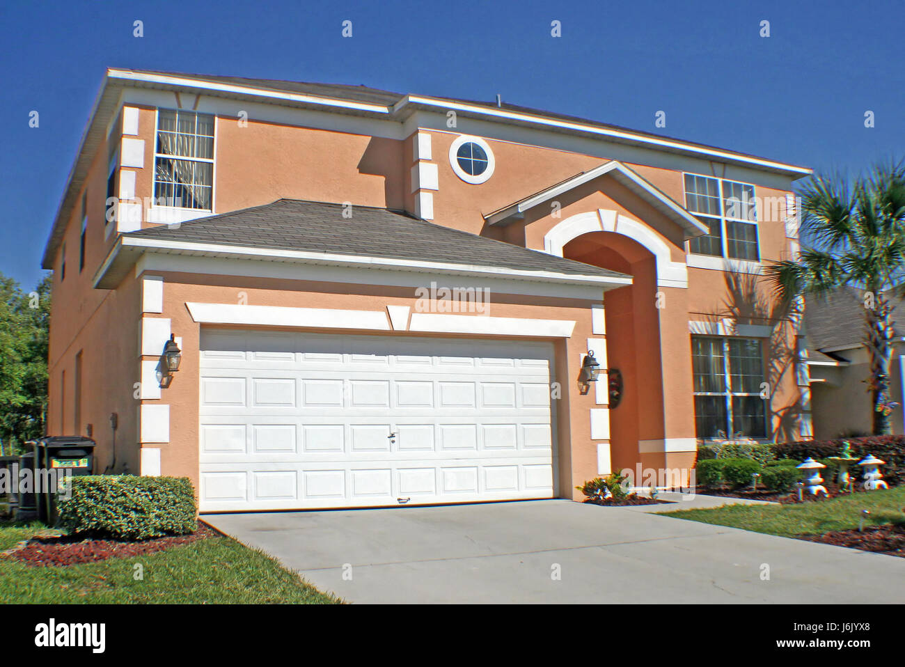 house building exterior property ownership front home home house real ...