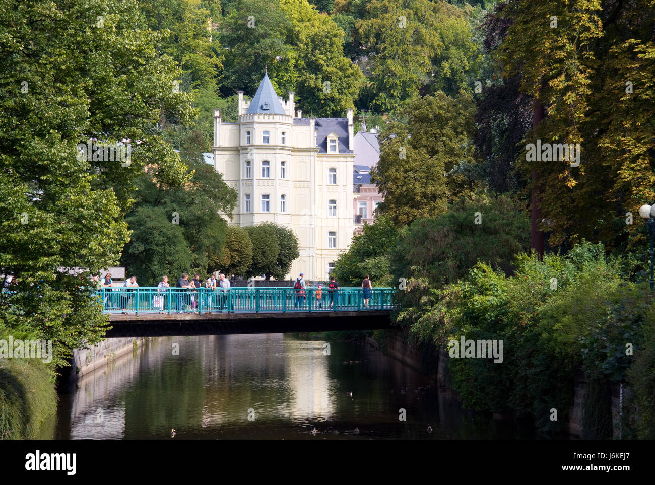 houses style of construction architecture architectural style river ...