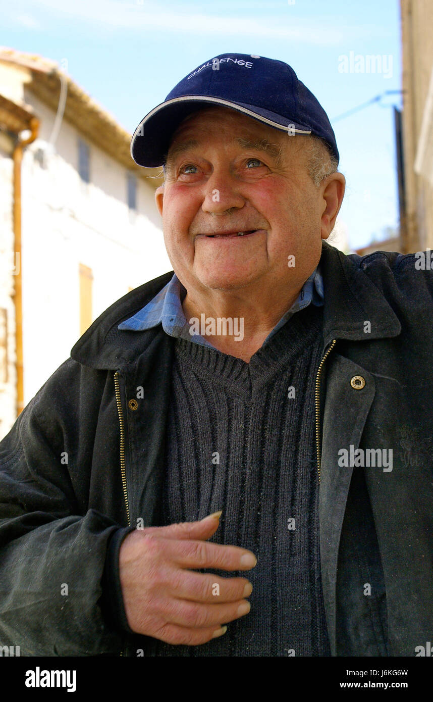 Toothless old man hi-res stock photography and images - Alamy