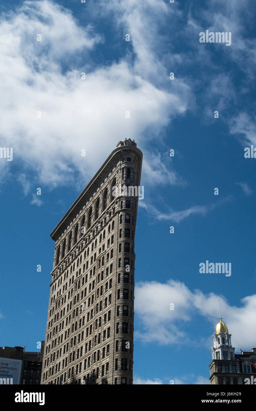 Fuller building nyc hi-res stock photography and images - Alamy