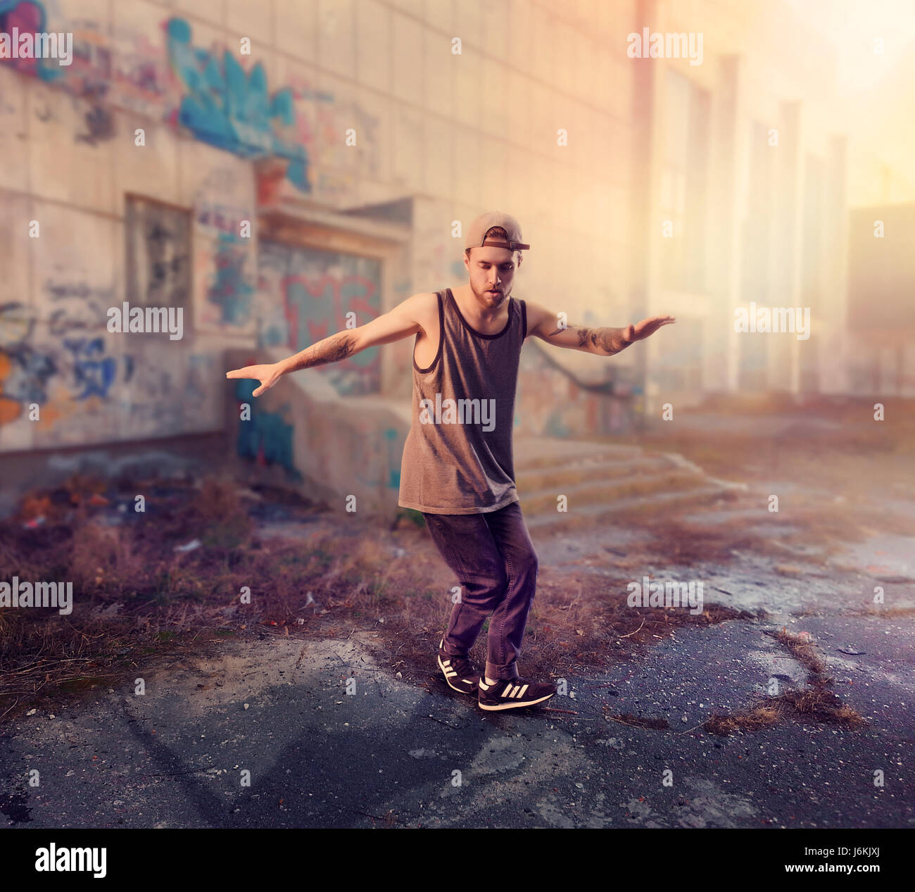 Male rapper dance on the street, trendy lifestyle. Modern urban dancing ...