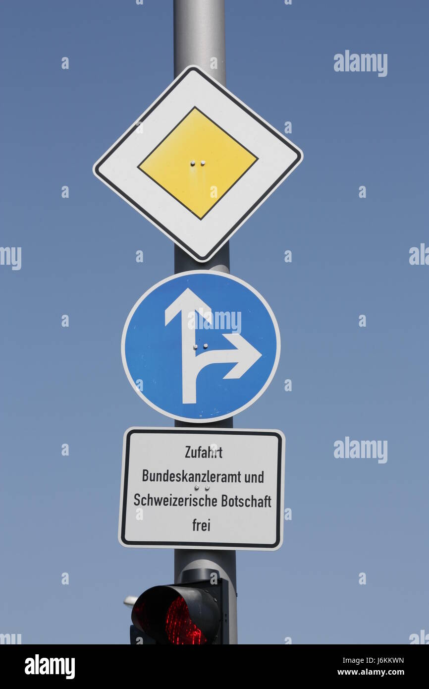 berlin capital sign signal traffic sign hanging lamp traffic light set ...