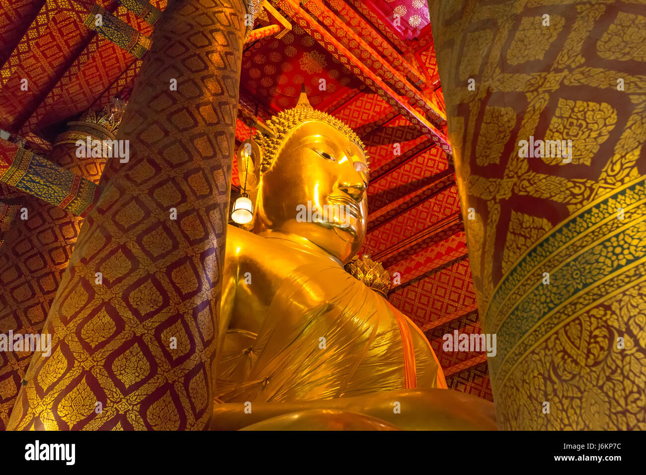 Buddha statue of pure gold at temple of gold buddha hi-res stock ...