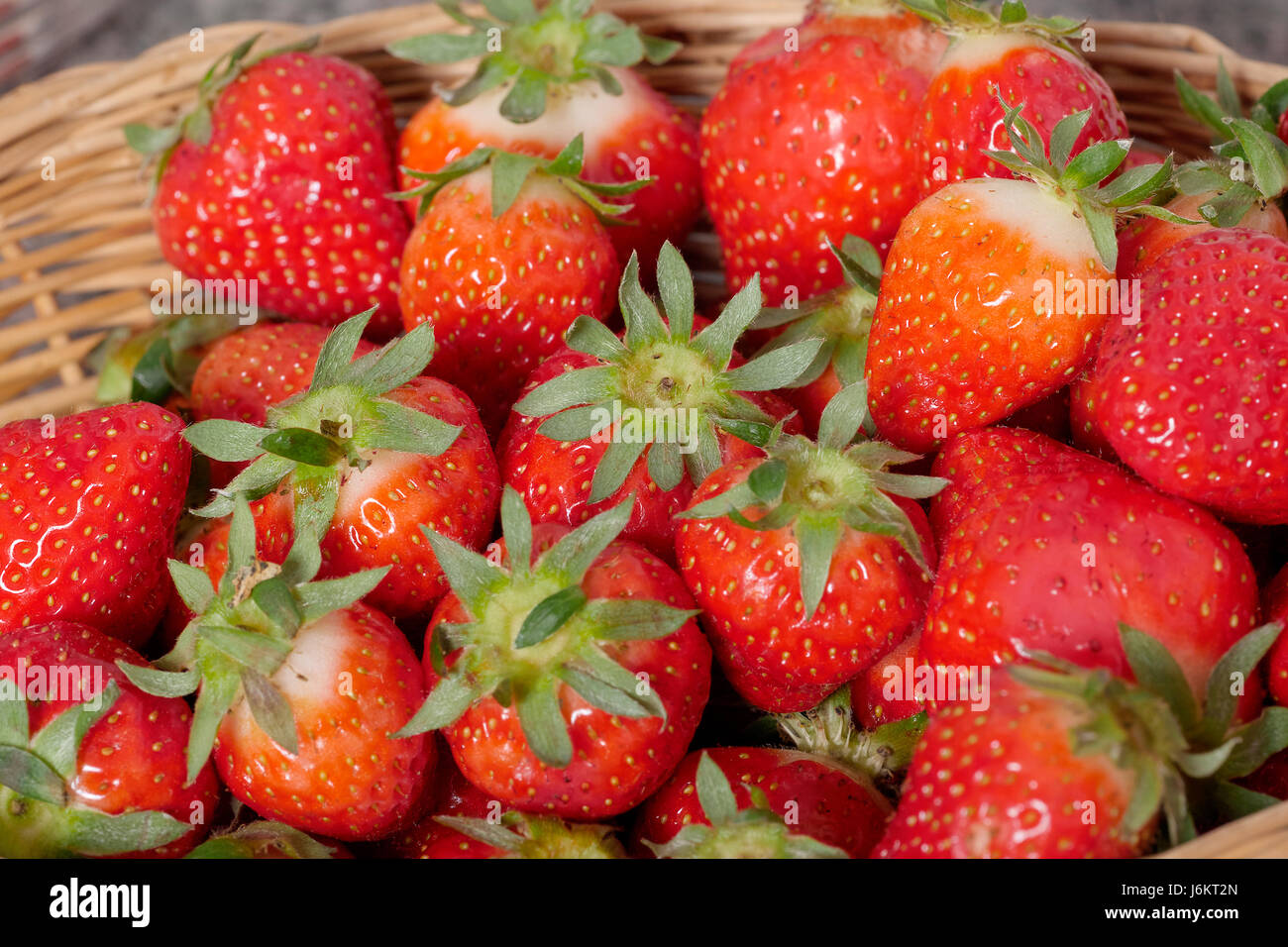 a basket of the beautiful red strawberries Stock Photo - Alamy