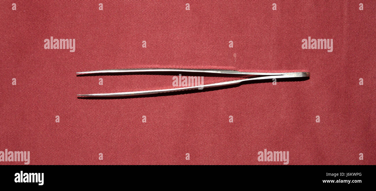 Hospital instruments hi-res stock photography and images - Alamy