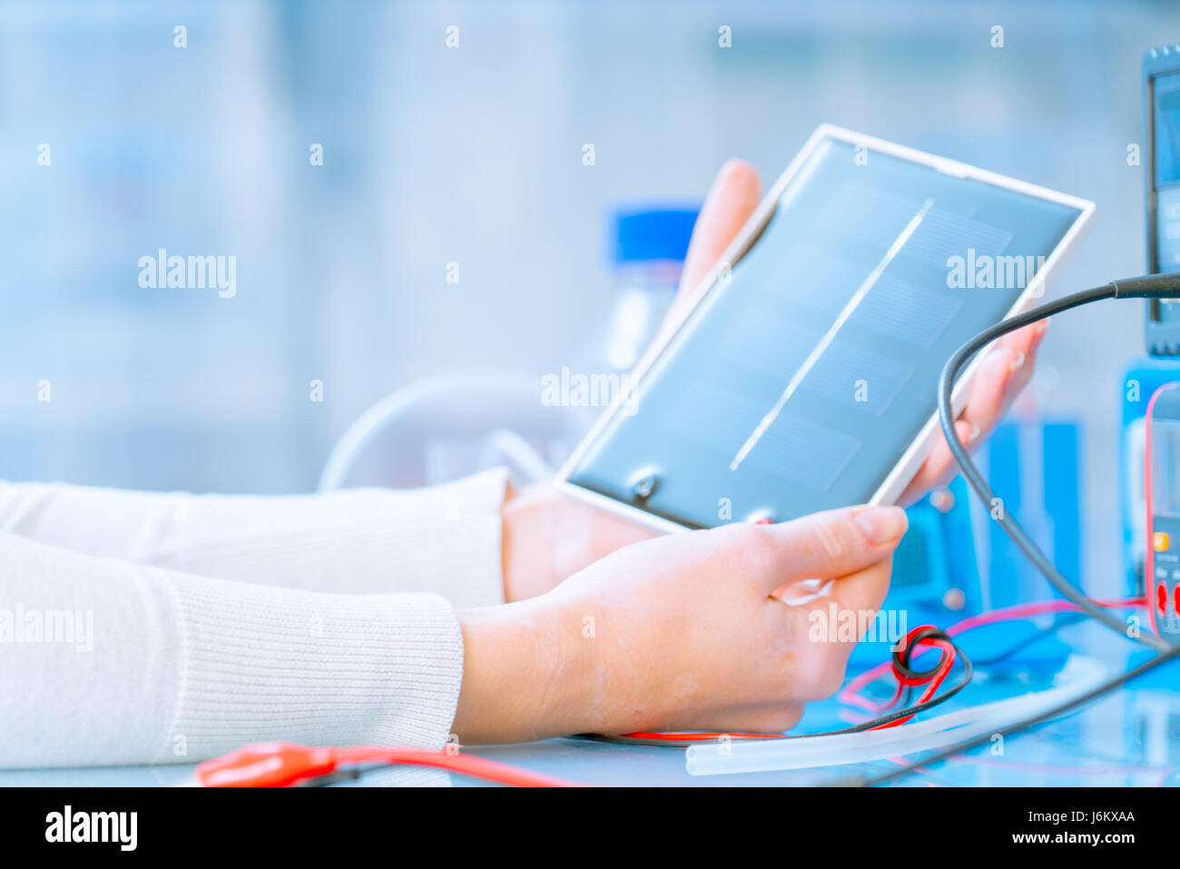 Photovoltaic cell laboratory hi-res stock photography and images - Alamy