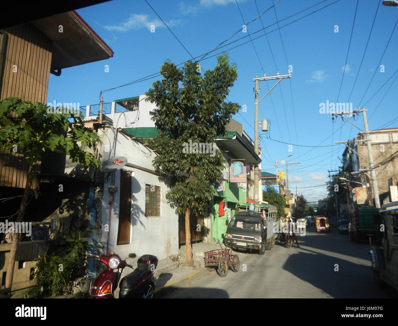 Nagtahan bridge hi-res stock photography and images - Alamy