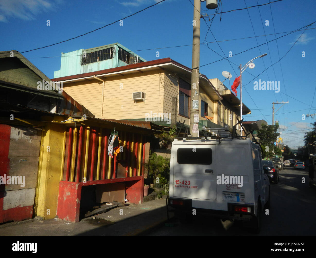 Nagtahan bridge hi-res stock photography and images - Alamy