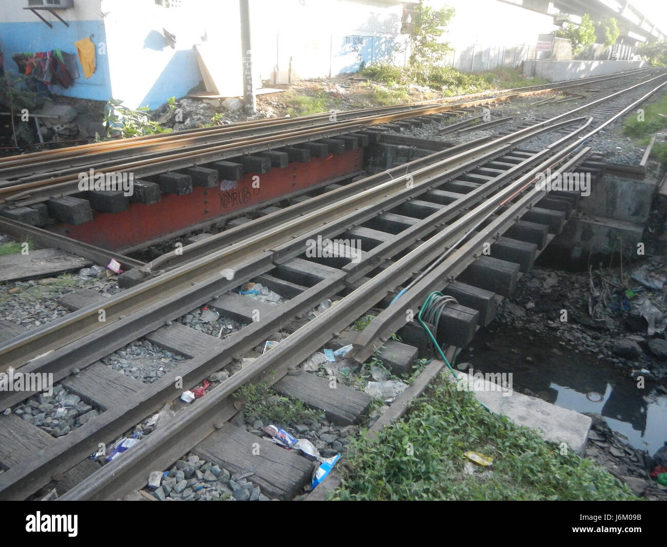 Nagtahan bridge hi-res stock photography and images - Alamy