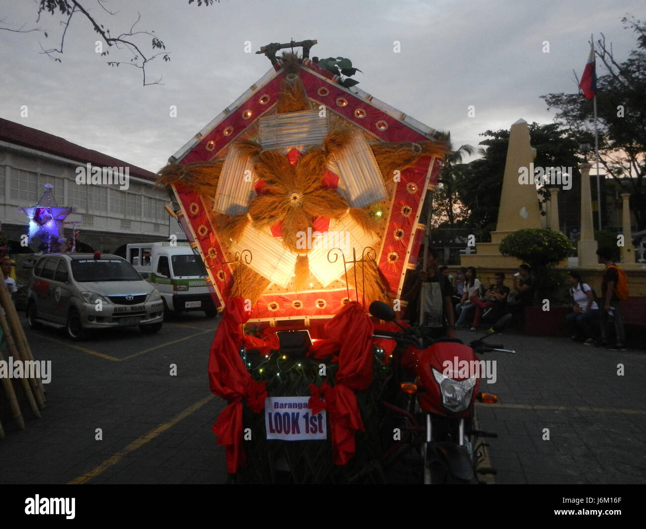 The 09502 Parol Festival 2016 celebrated in the barangays of Malolos ...