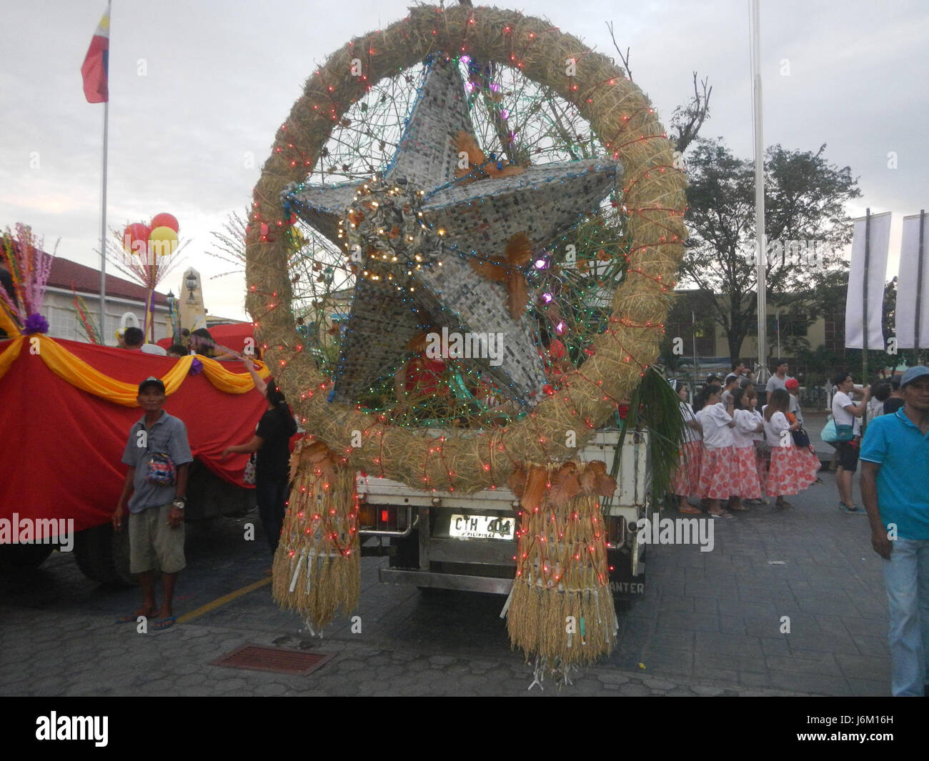 The Parol Festival in Malolos City showcases the tradition of creating ...