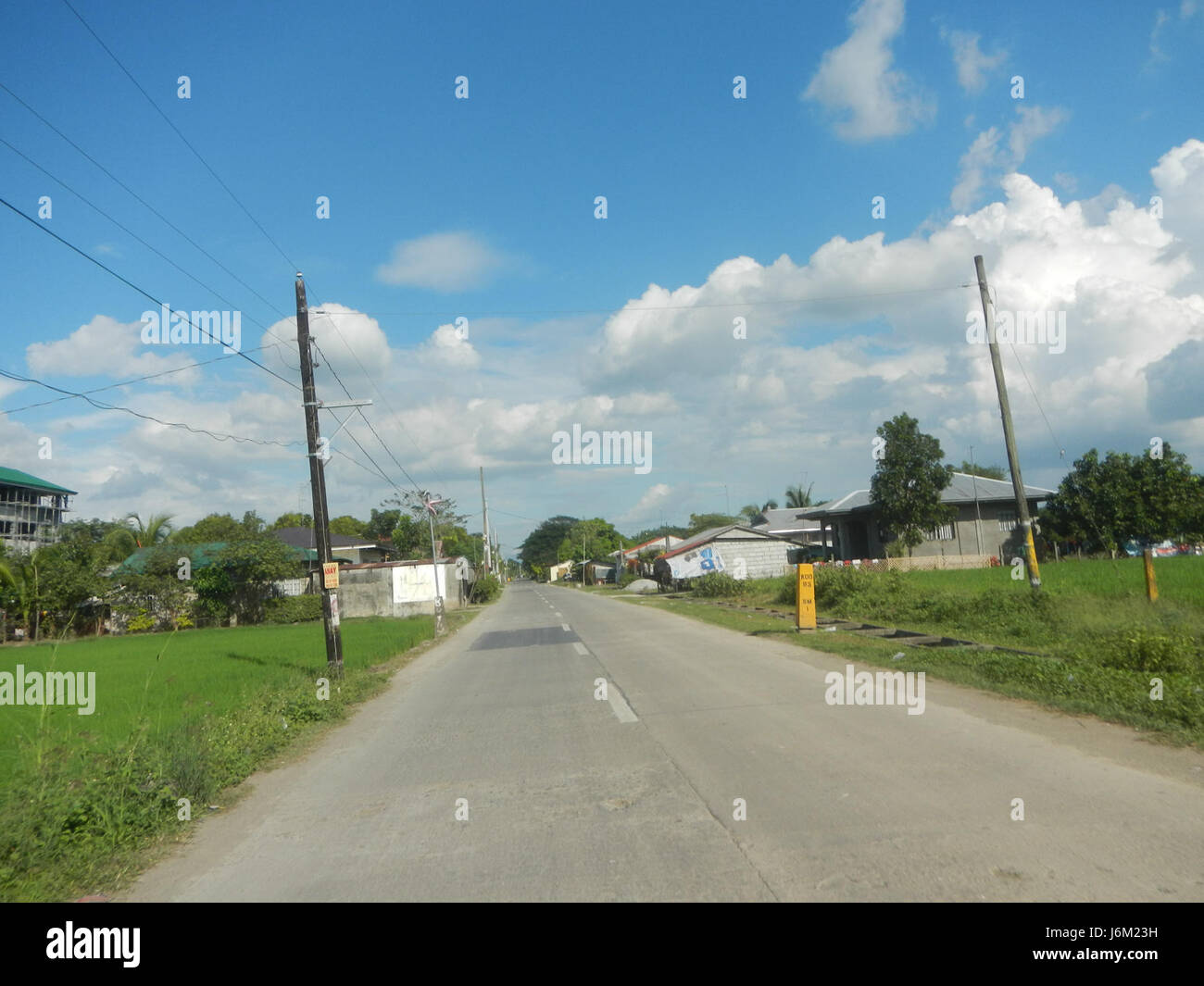 The paddy fields of Salapungan, along with the roads in Magumbali and ...